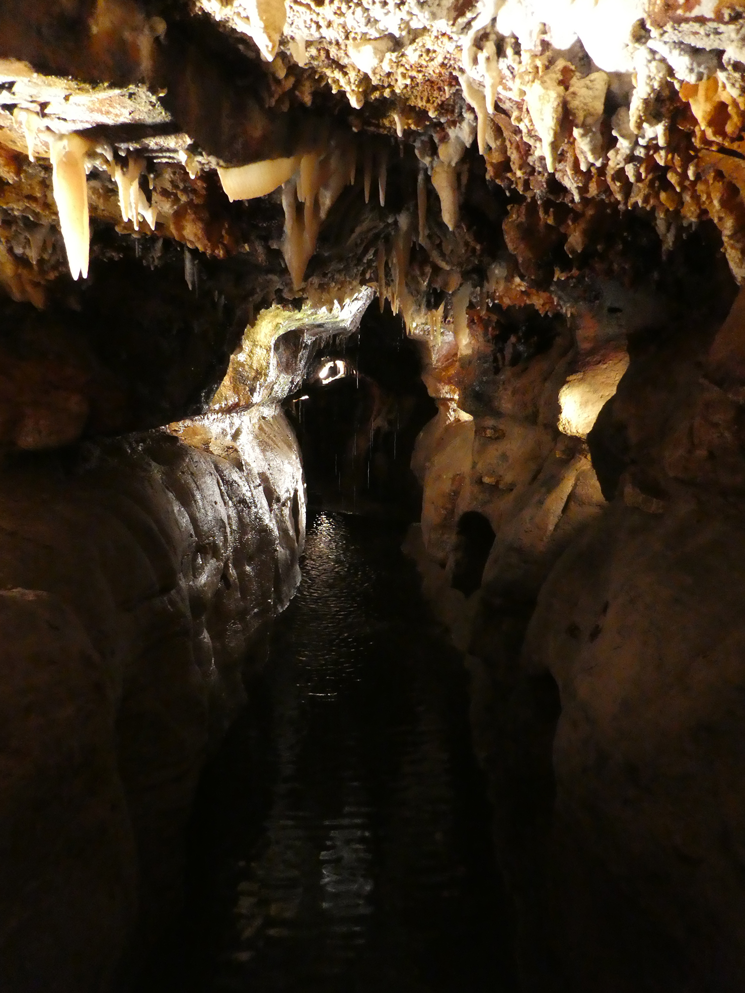 Ohio Caverns – Shadowfax on the Road
